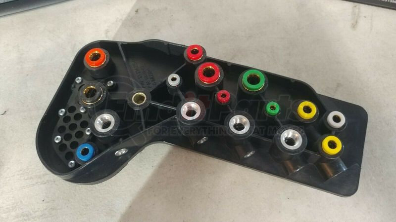 1221425002 by FREIGHTLINER - PASSTHROUGH-SW MANIFOLD.AIR.P3